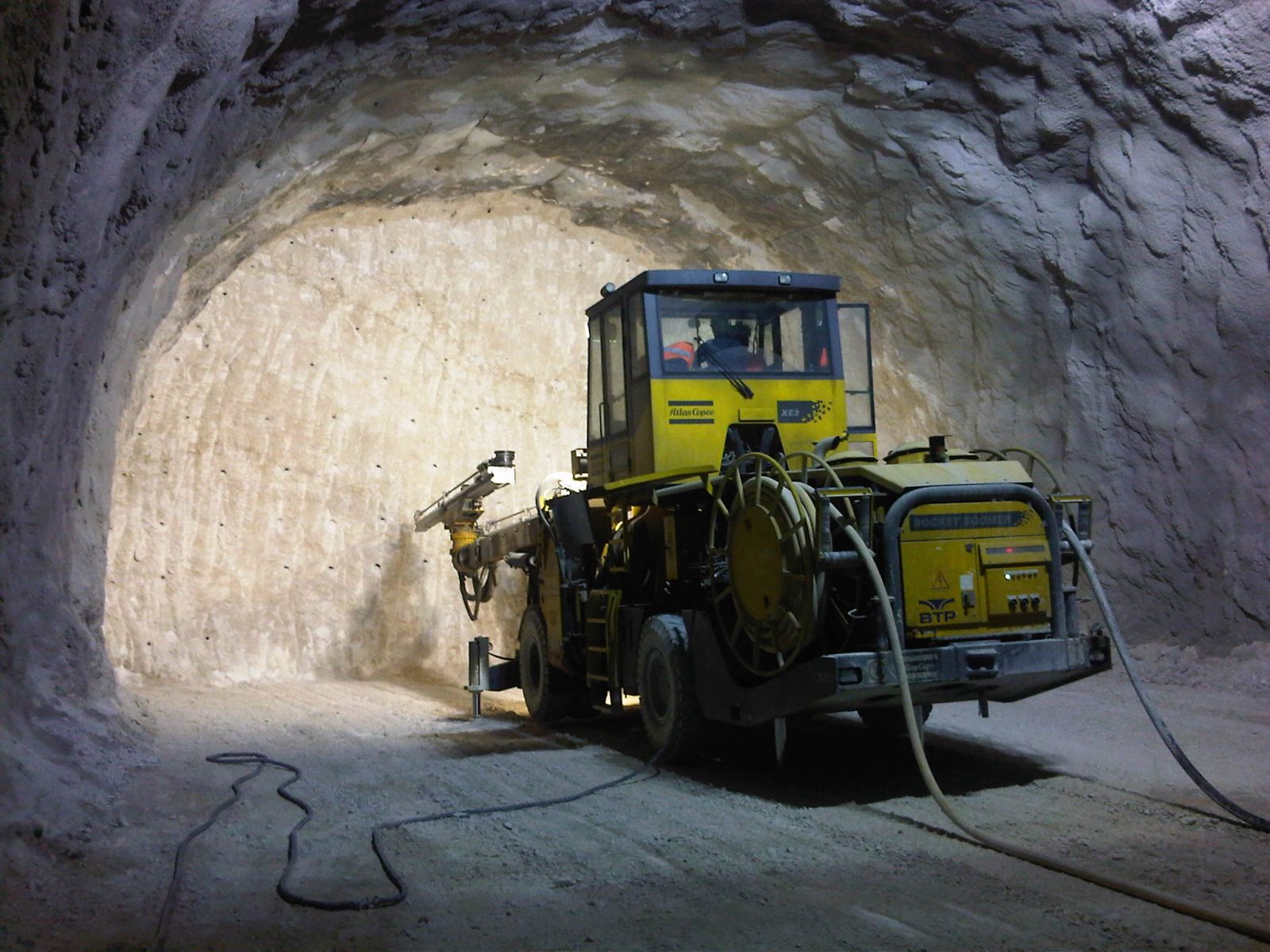 Tunnel Blasting in Italy